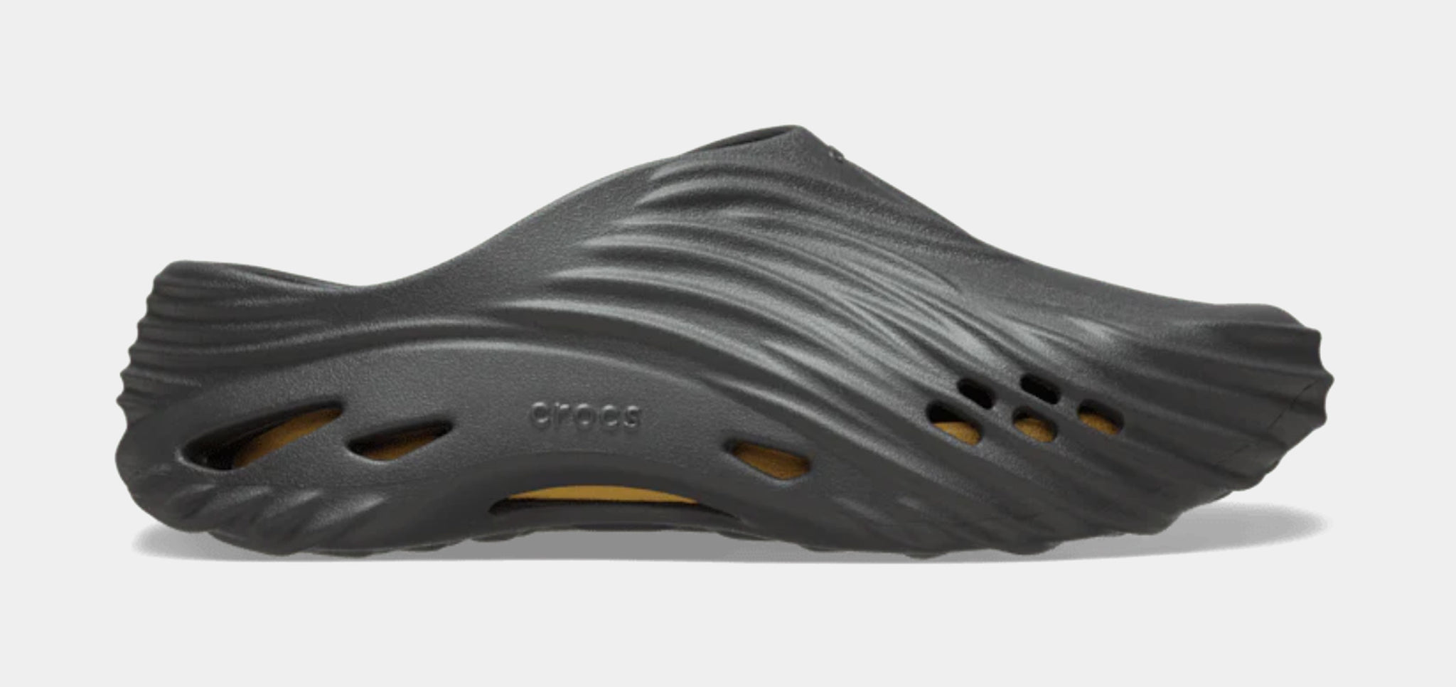 crocs echo without socks