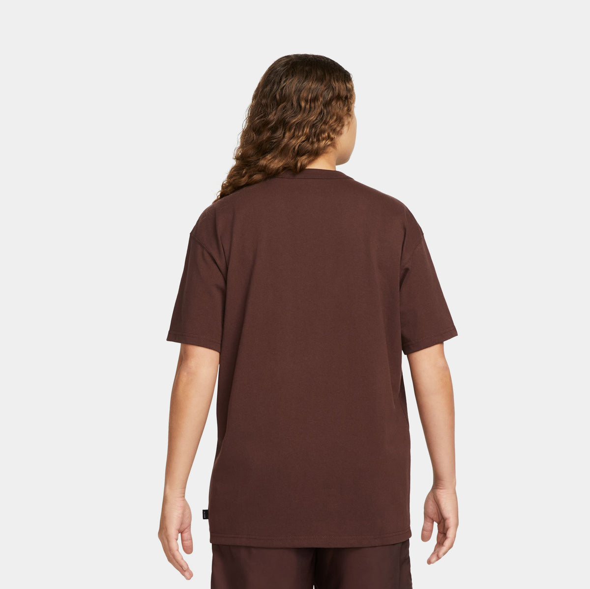 Nike NSW Premium Essentials Mens Short Sleeve Shirt Dark Brown DO7392 ...