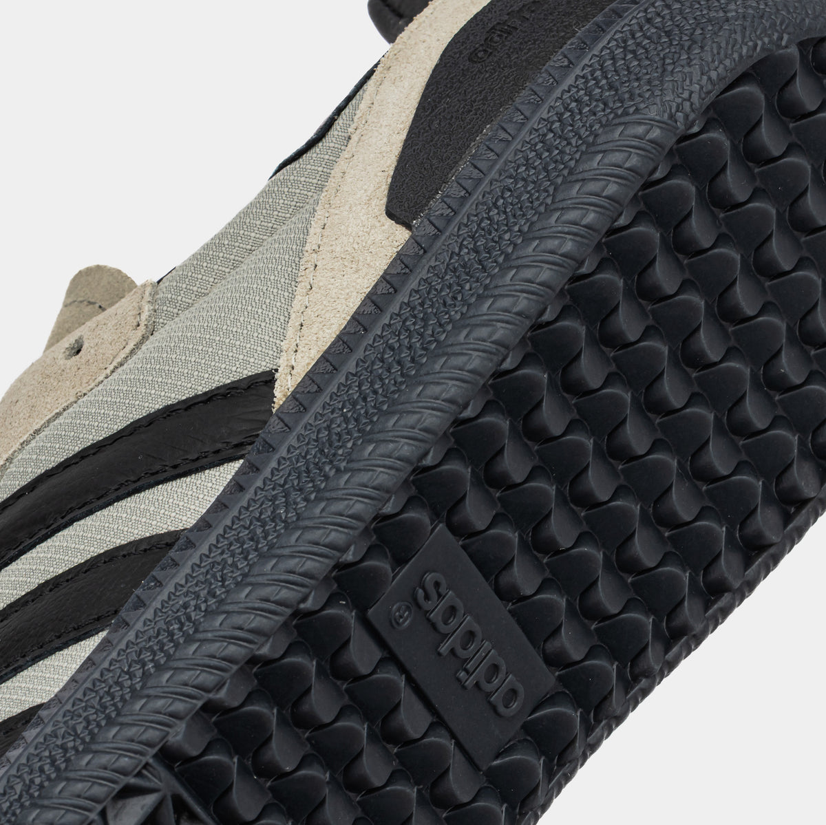 adidas 100 Thieves Palos Hills Mens Lifestyle Shoes Silver Black JR5536 ...