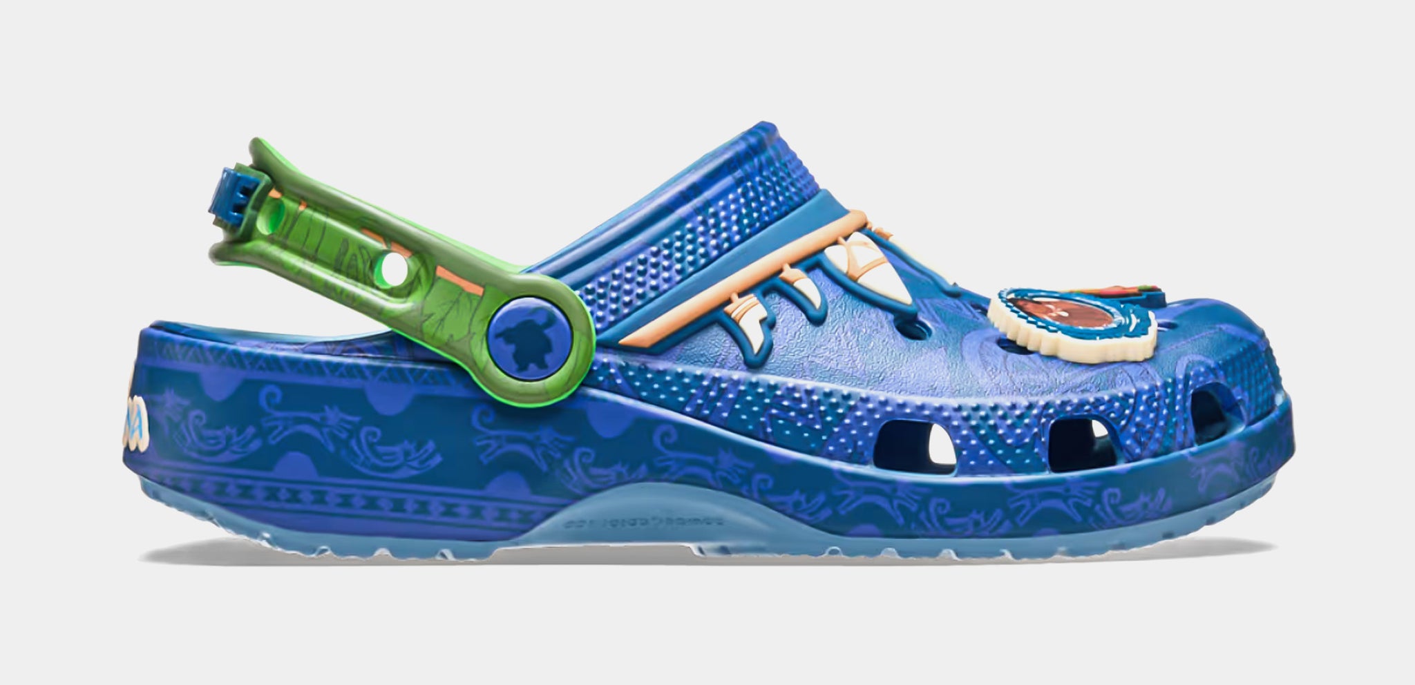 Crocs Disney Maui Classic Clog Preschool Grade School Sandals Blue ...