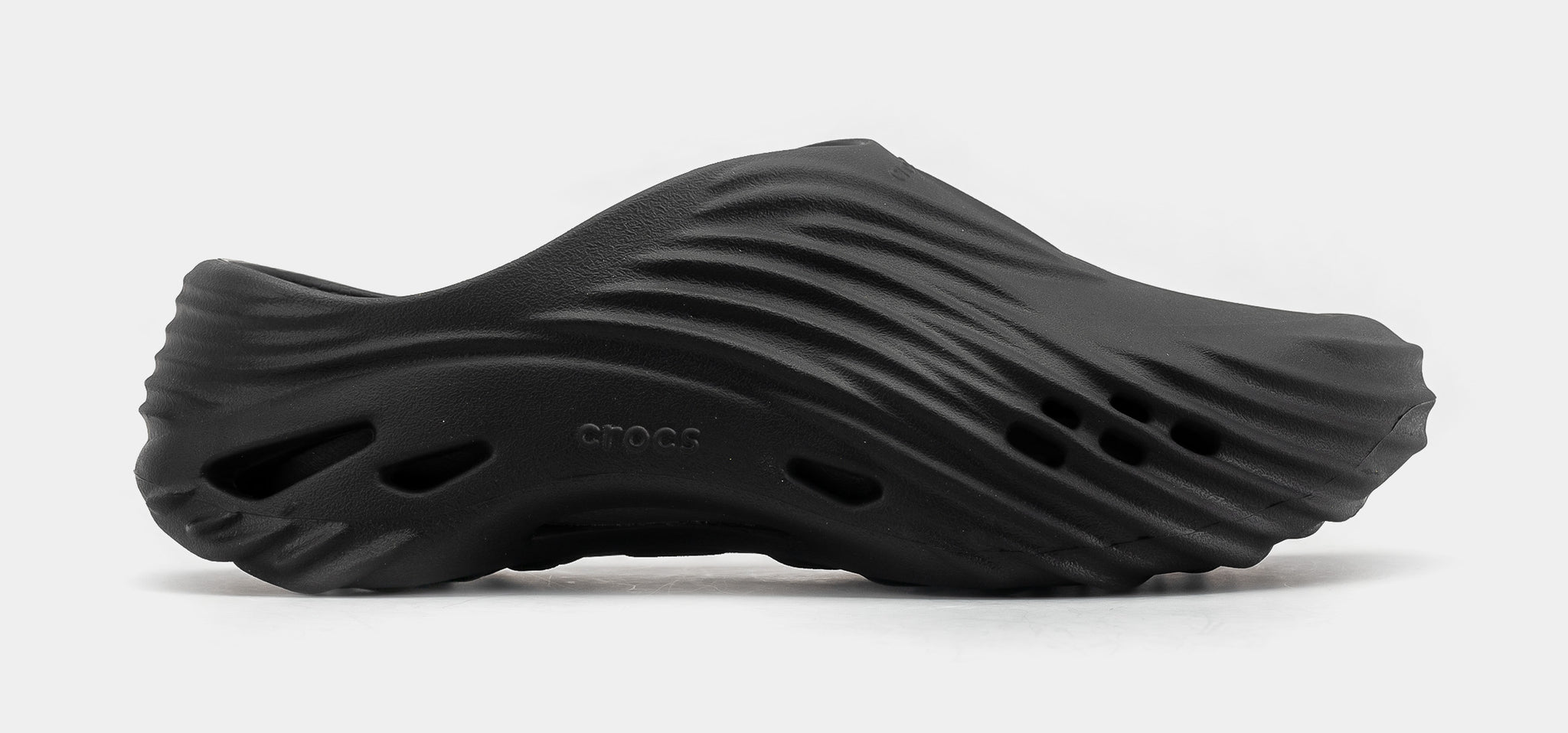 Crocs Echo Wave Mens Sandals Black Black 210521-060 – Shoe Palace