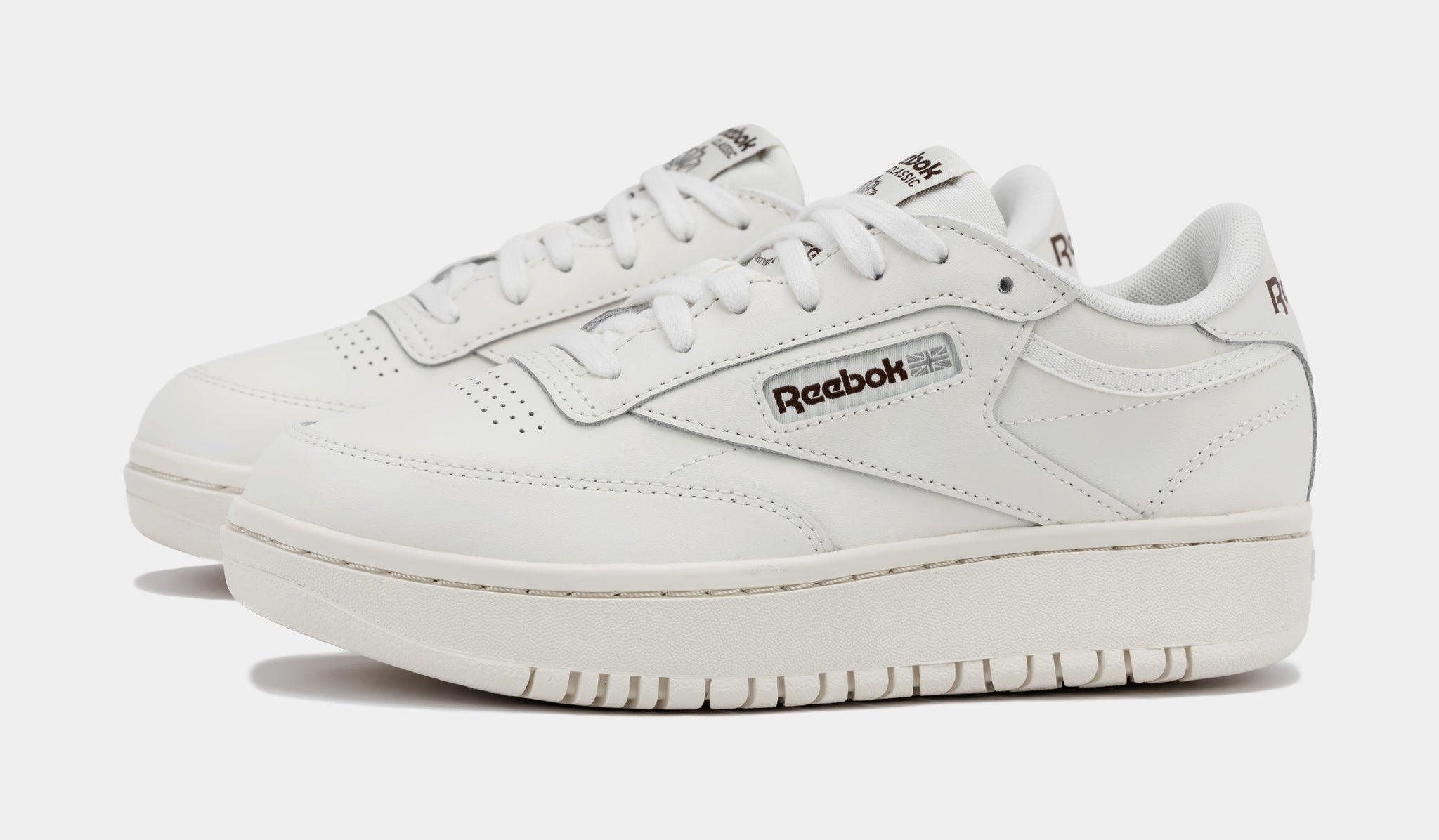 Reebok Shoe Palace Exclusive Club C Womens Lifestyle Shoes White 100207682