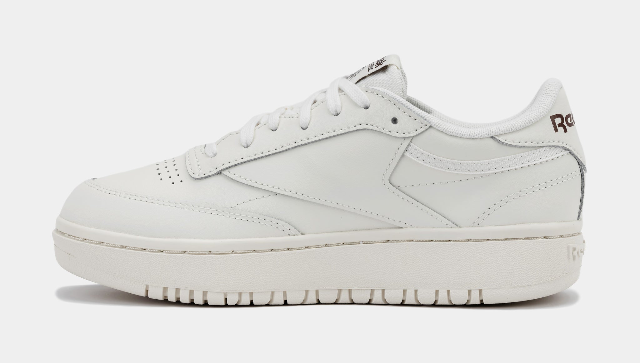 Reebok Shoe Palace Exclusive Club C Womens Lifestyle Shoes White 100207682